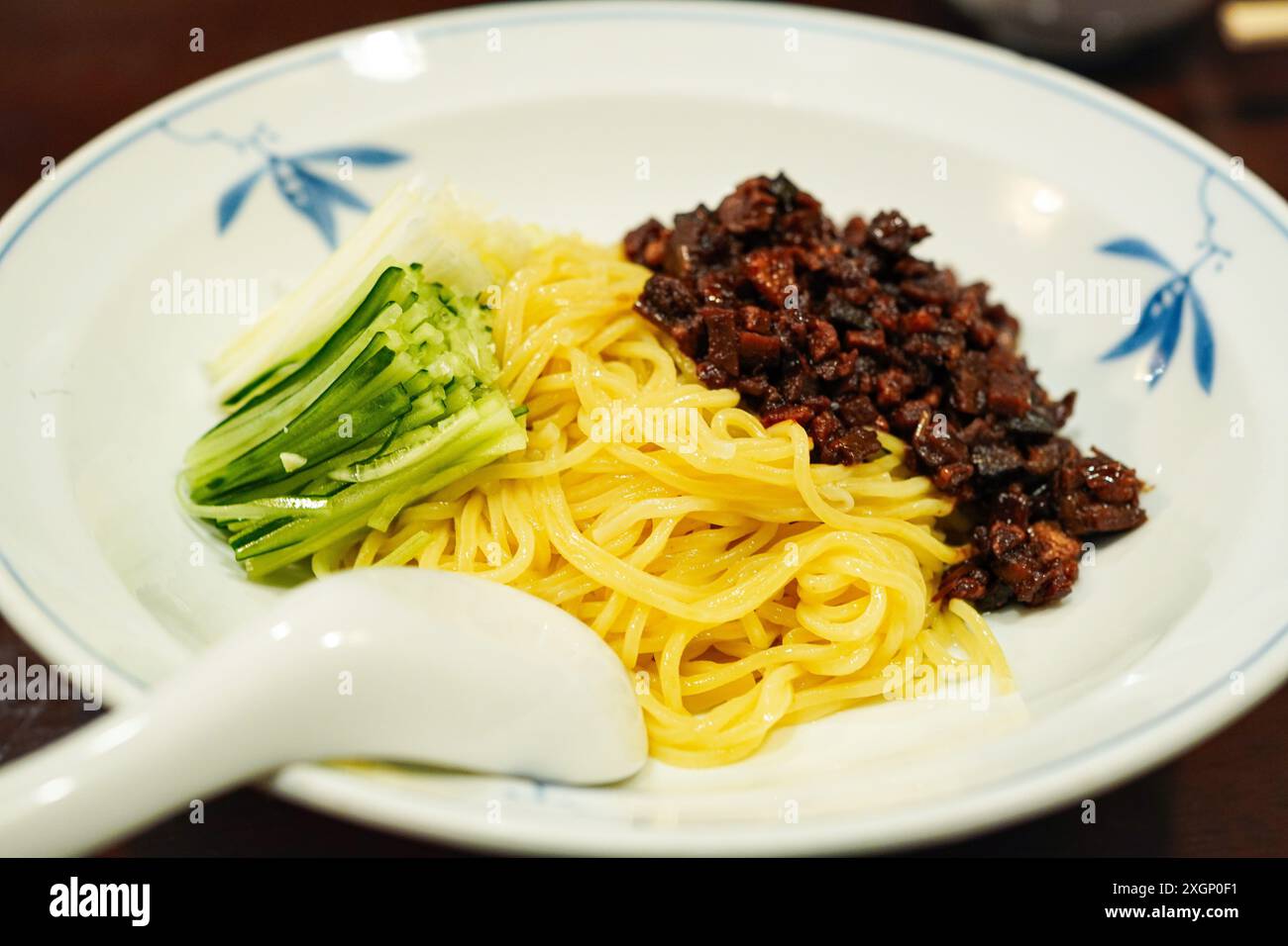 Zhajiangmian (Beijing style noodles ), Chinese noodles Stock Photo - Alamy