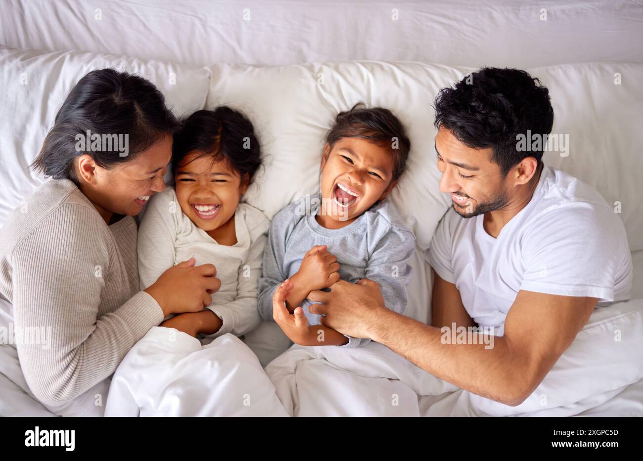 Tickle children hi-res stock photography and images - Alamy