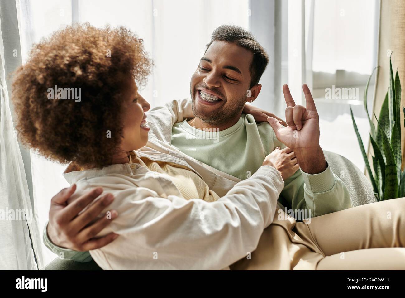 American sign language hands hi-res stock photography and images - Alamy