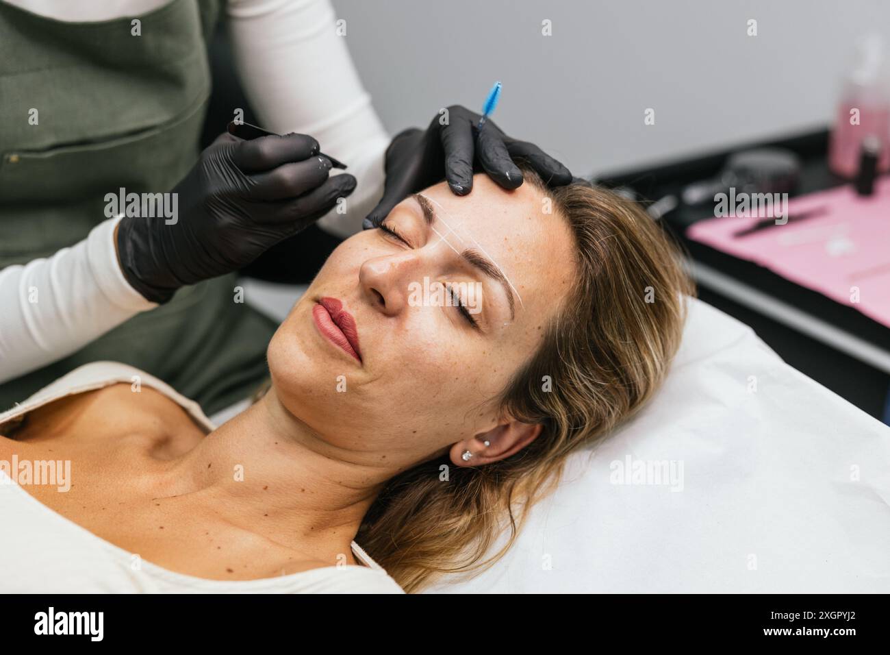 Eyebrow design preparation for microblading procedure Stock Photo - Alamy