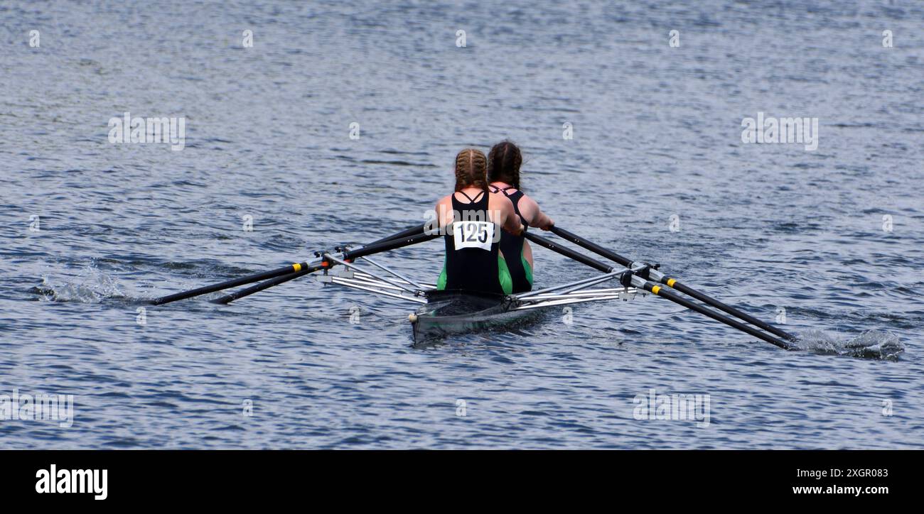 Double scull rowing team hi-res stock photography and images - Alamy