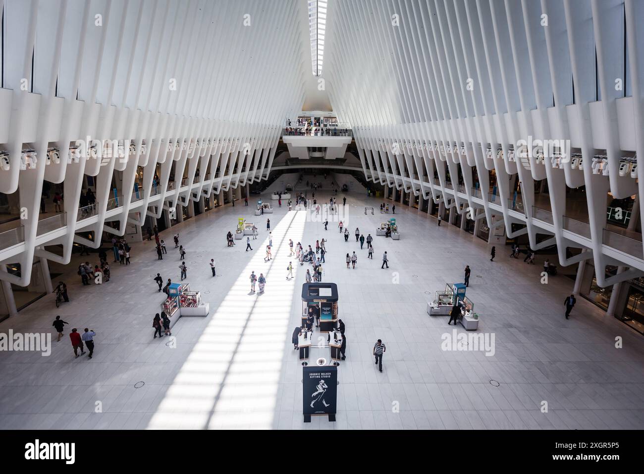 Inside of the World Trade Center PATH station New York City Stock Photo ...