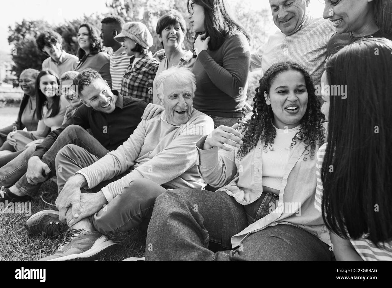 Multigenerational lifestyle Black and White Stock Photos & Images - Alamy