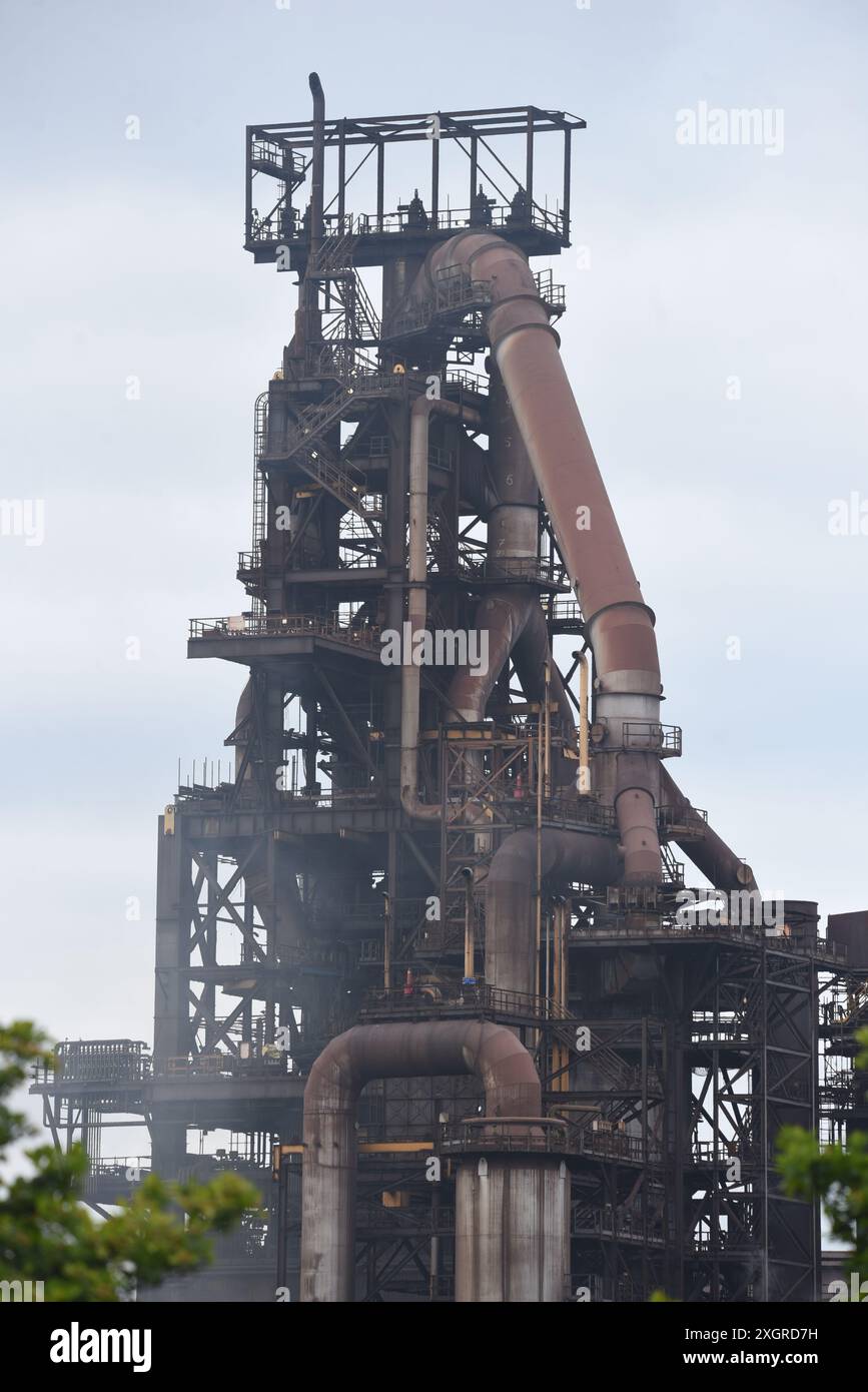 Biggest steel making plant in the uk hi-res stock photography and ...