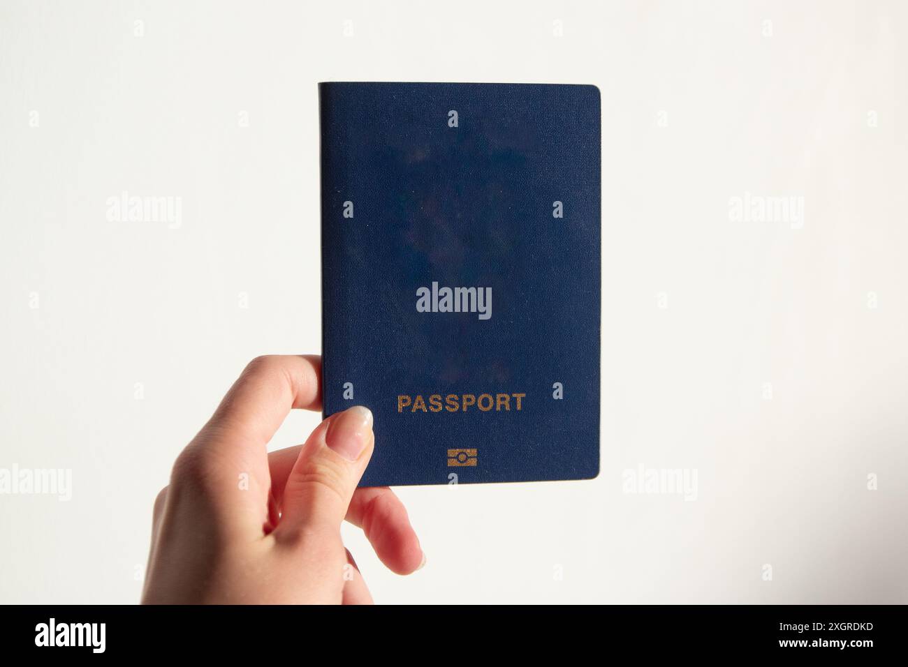 Visa stamp hand hi-res stock photography and images - Alamy