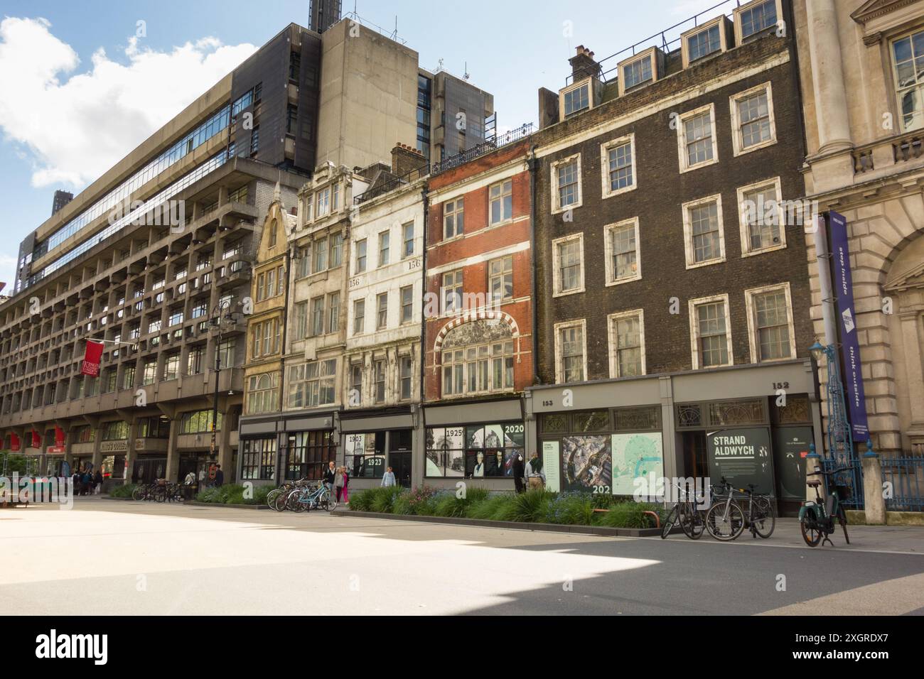 Transformed facades hi-res stock photography and images - Alamy