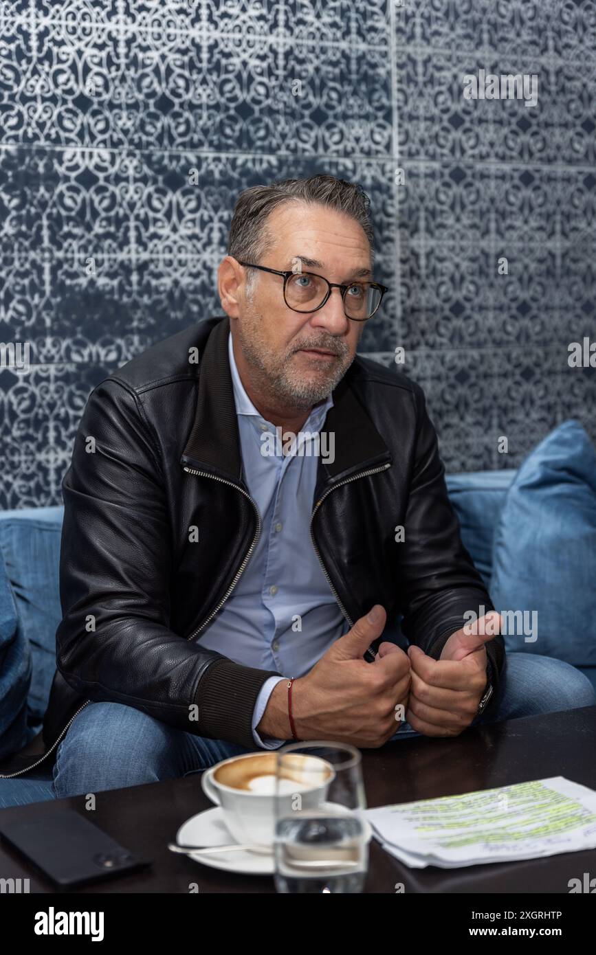Interview with Heinz-Christian Strache on 10 April 2024 at the Park ...