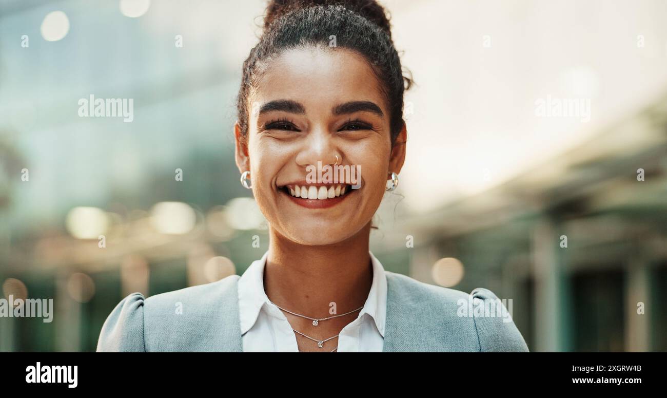 Happy, city and portrait of business woman on morning commute, travel ...