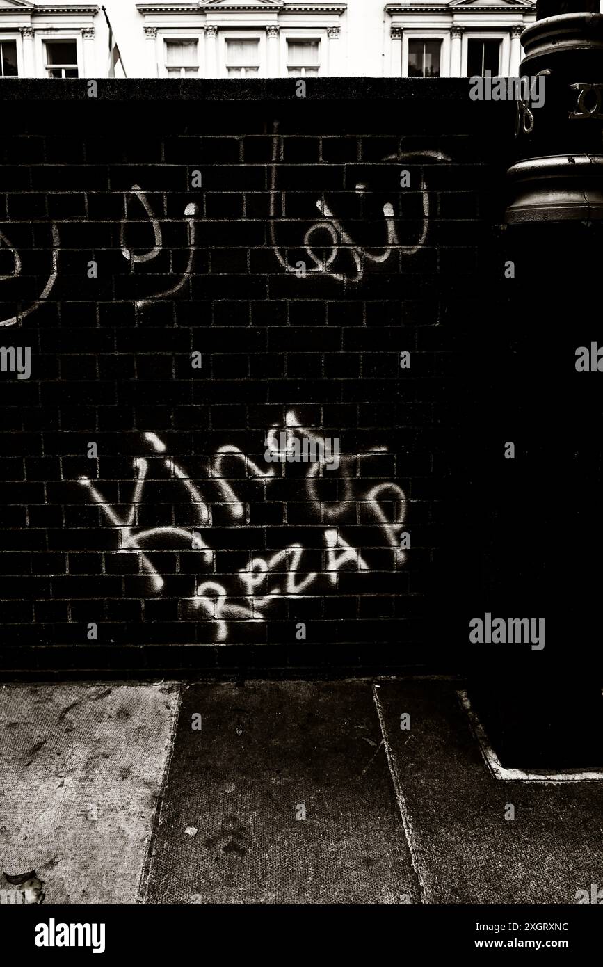 Iranian embassy london hi-res stock photography and images - Alamy