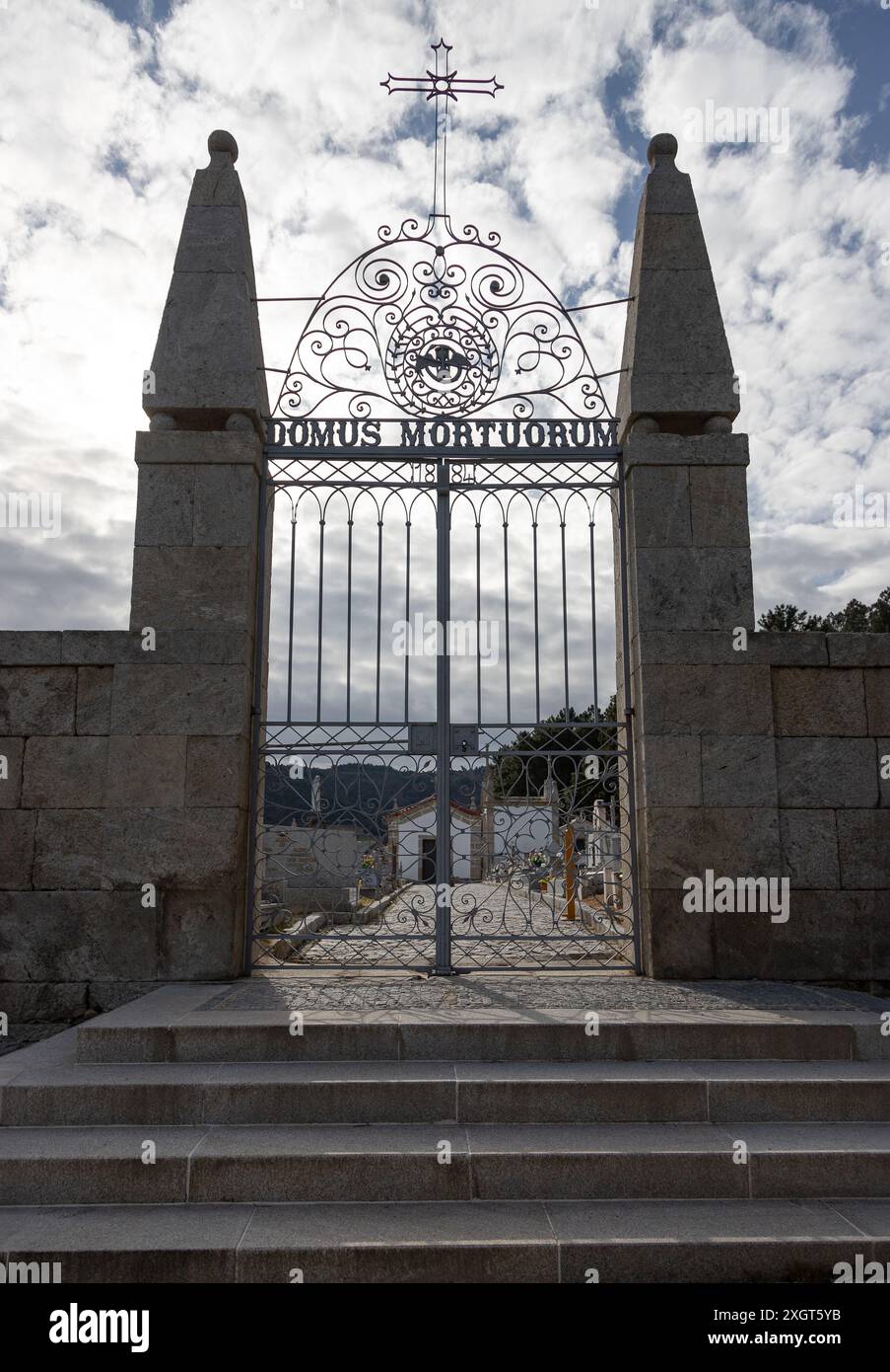 Cemetery inscription hi-res stock photography and images - Alamy