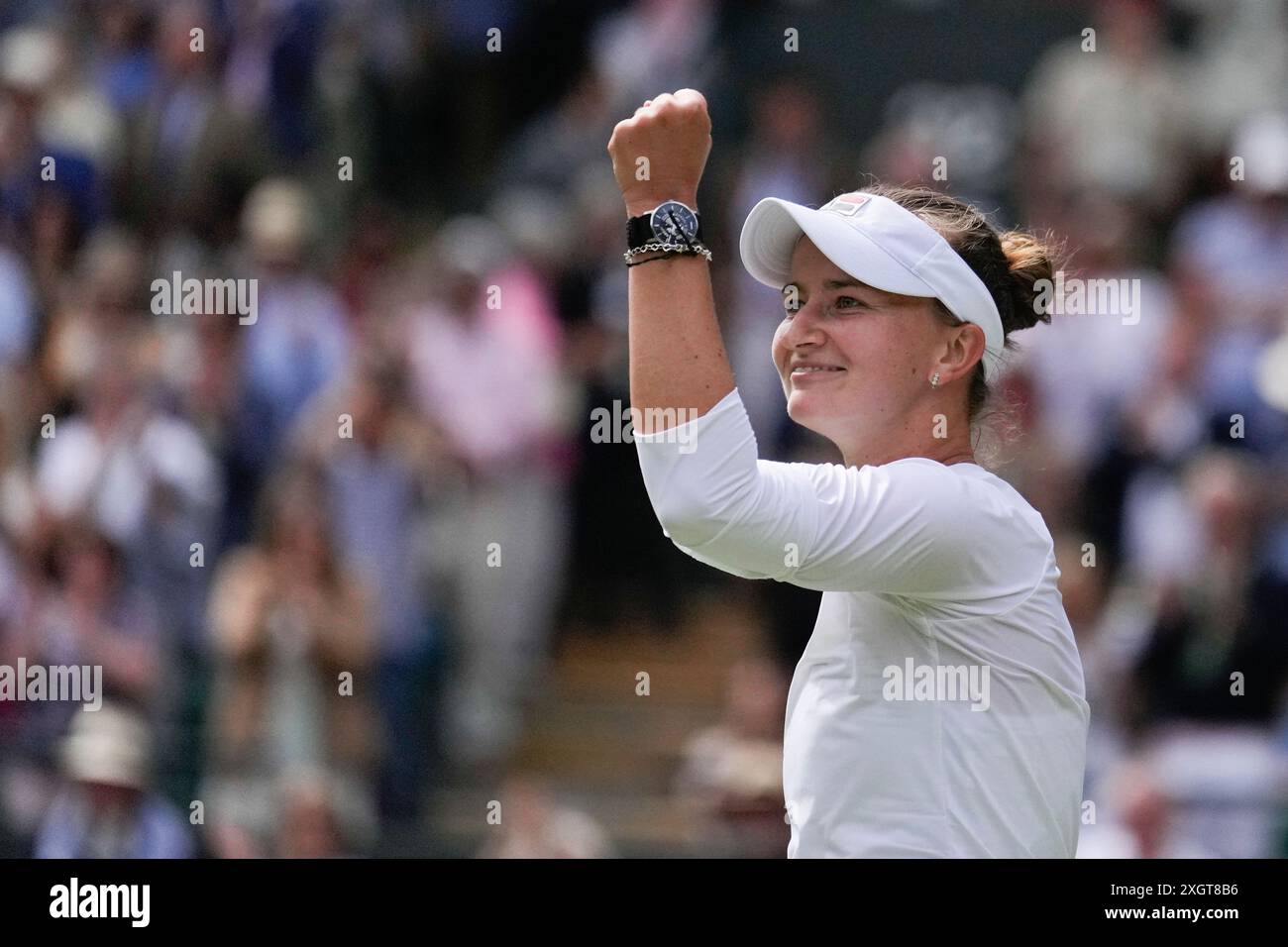 Barbora Krejcikova of the Czech Republic celebrates after defeating ...