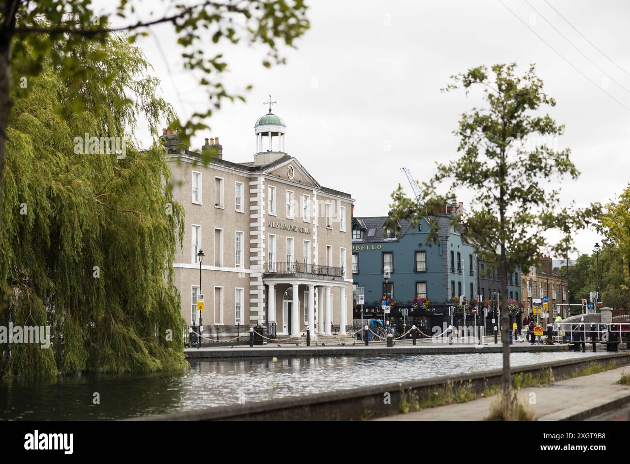 The Atlas Language School and the Portobello Bar along the Grand Canal ...