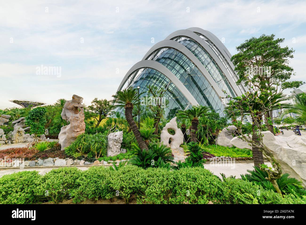 Singapore - February 18, 2017: Awesome view of glass dome of the Cloud ...