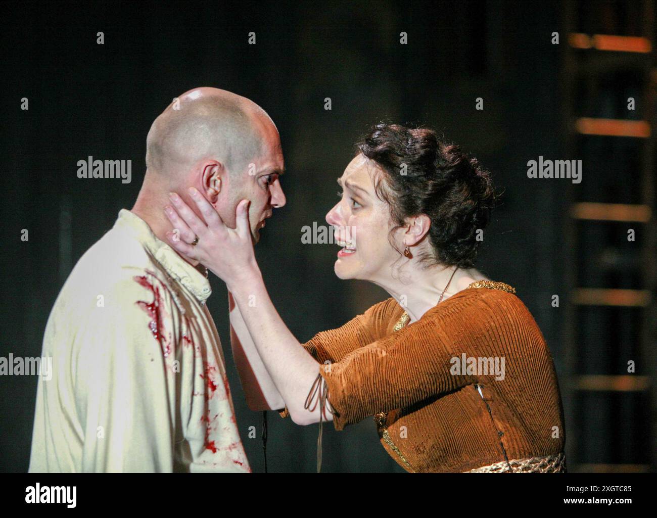 Patrick O'Kane (Macbeth), Derbhle Crotty (Lady Macbeth) in MACBETH by ...
