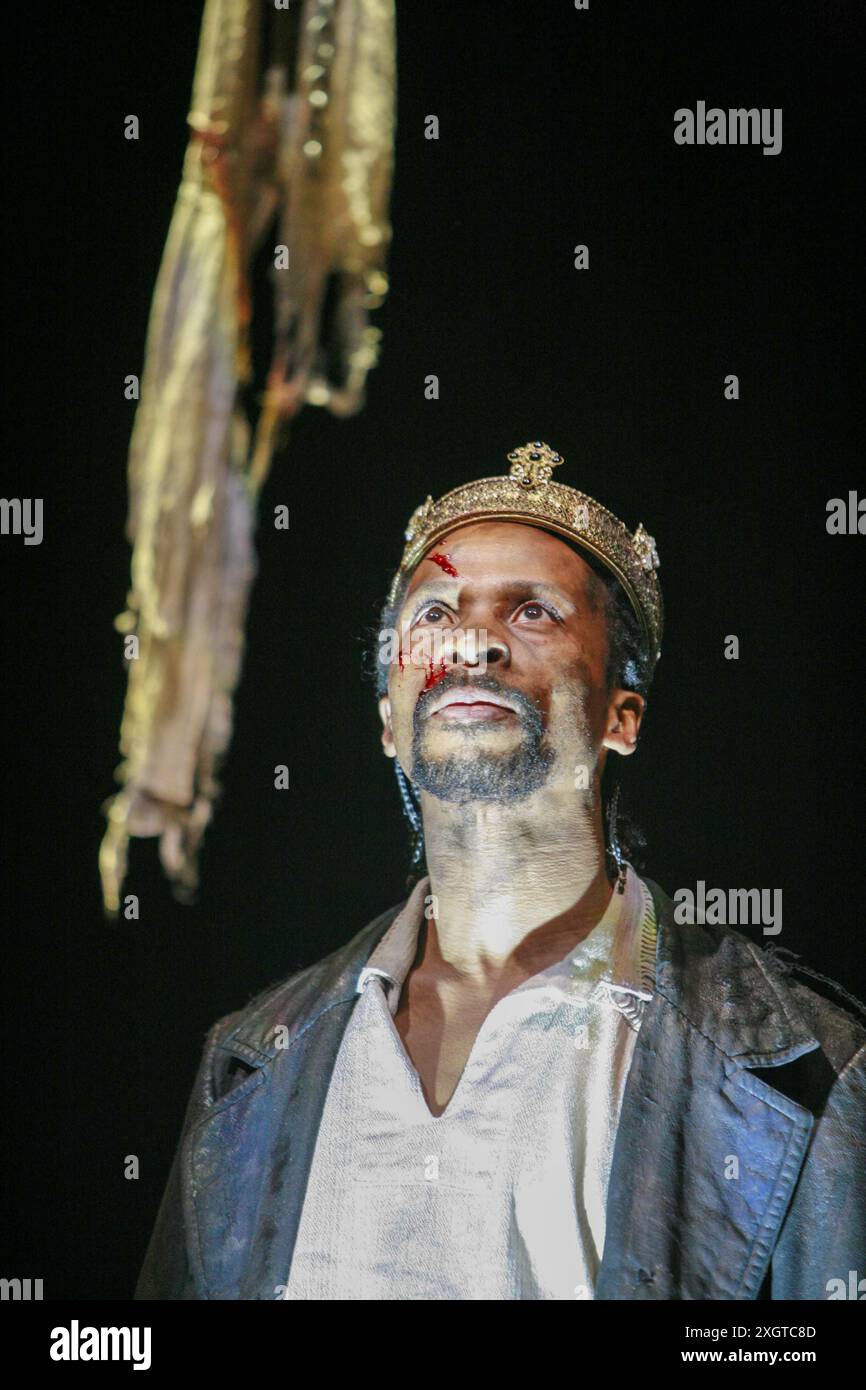 IV/i - apparitions scene: Jude Akuwudike (Banquo) in MACBETH by ...