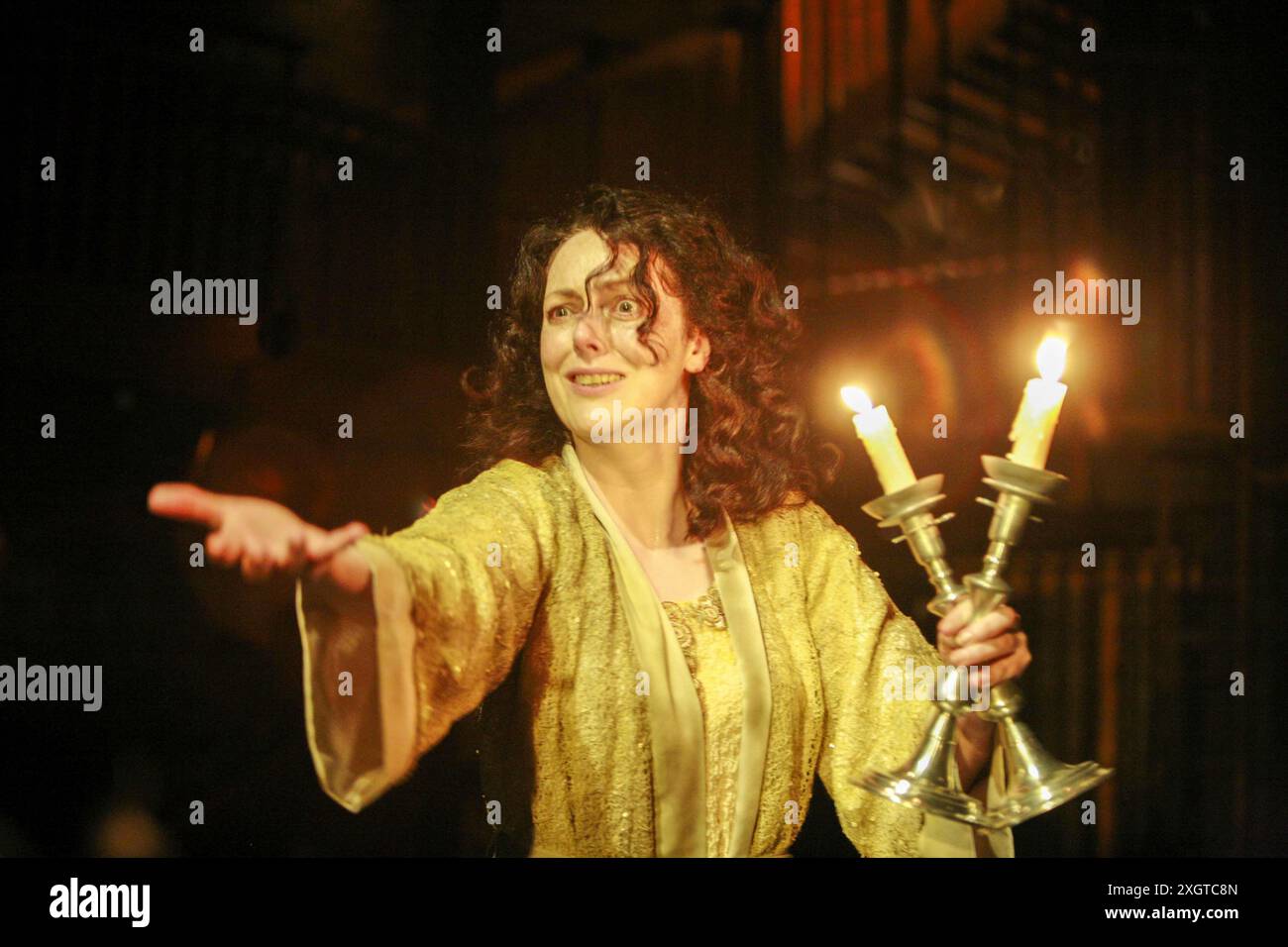 Derbhle Crotty (Lady Macbeth) in MACBETH by Shakespeare at the Royal ...