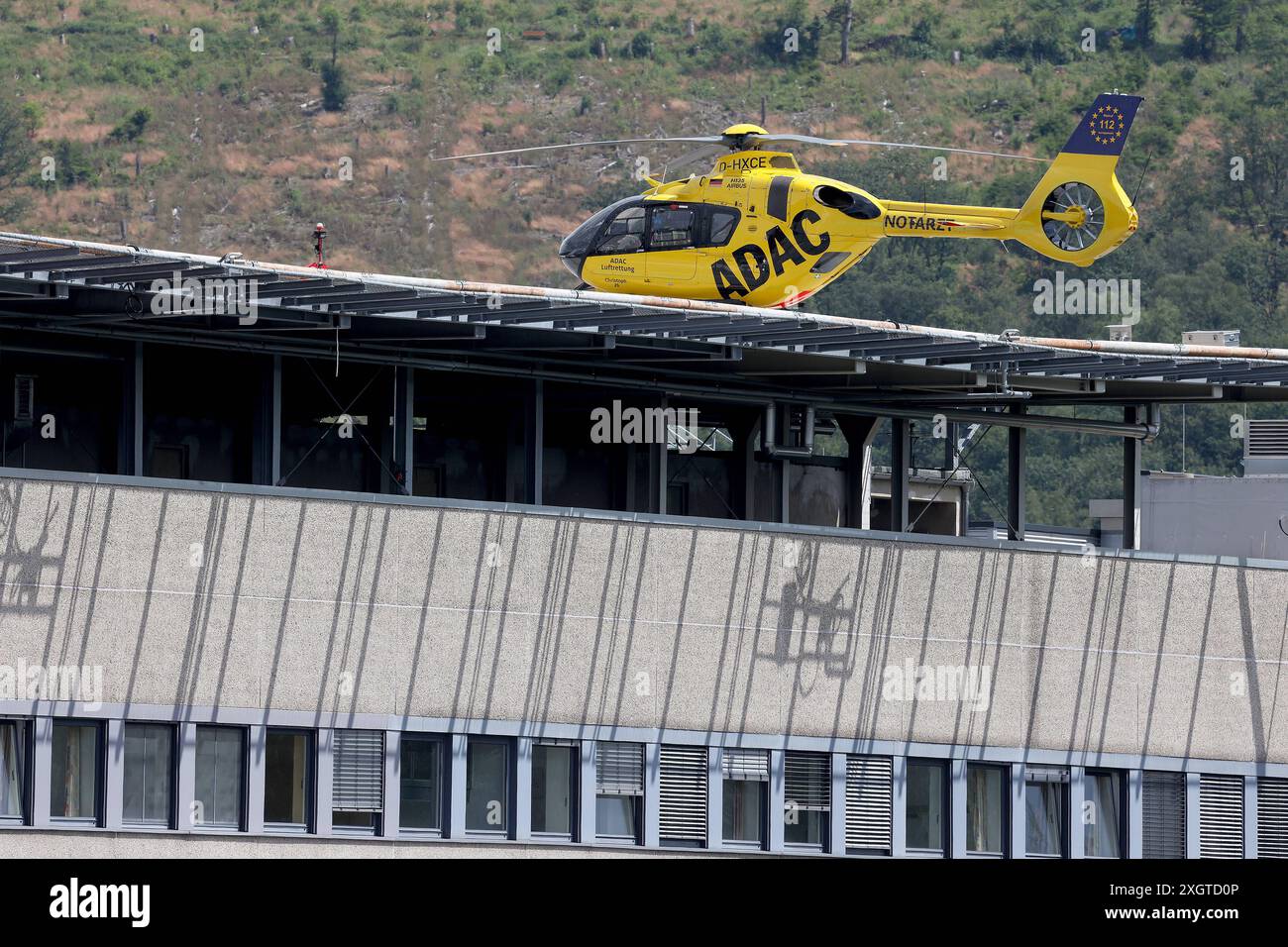 Die ADAC Luftrettung auf dem Dach vom Diakonie Klinikum Jung-Stilling ...