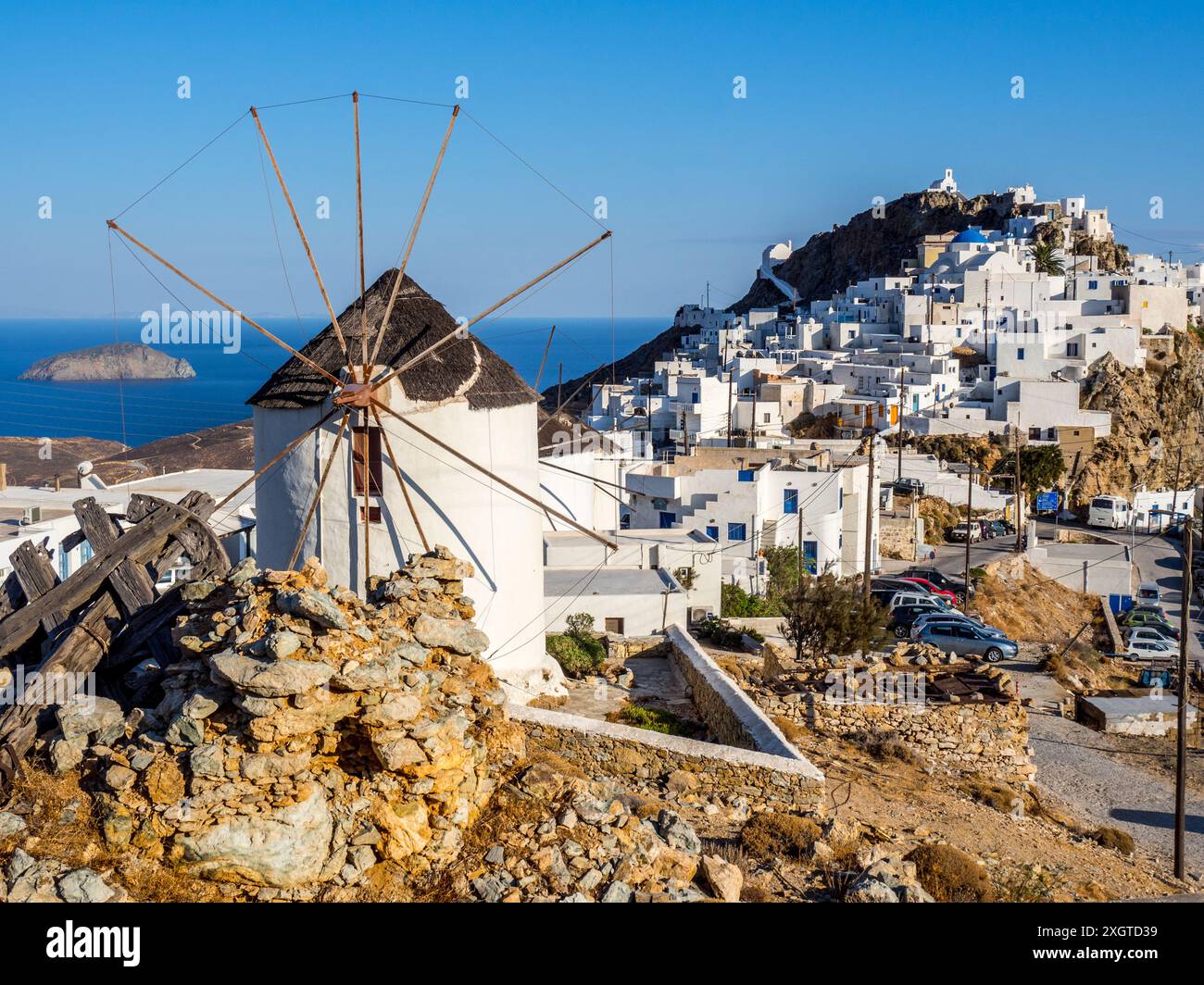 Hora greek islands hi-res stock photography and images - Alamy