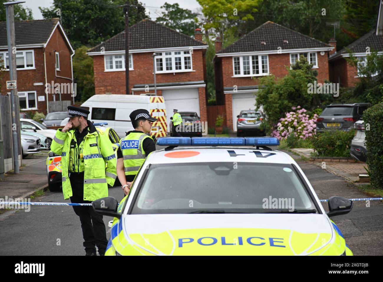 Police at the Crossbow Murder scene on Ashlyn Close, Bushey ...