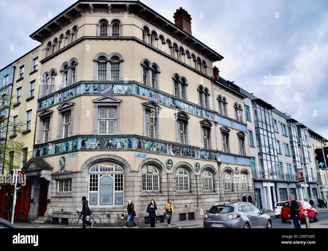 The Sunlight Chambers on on the corner of Parliament Street and Essex ...