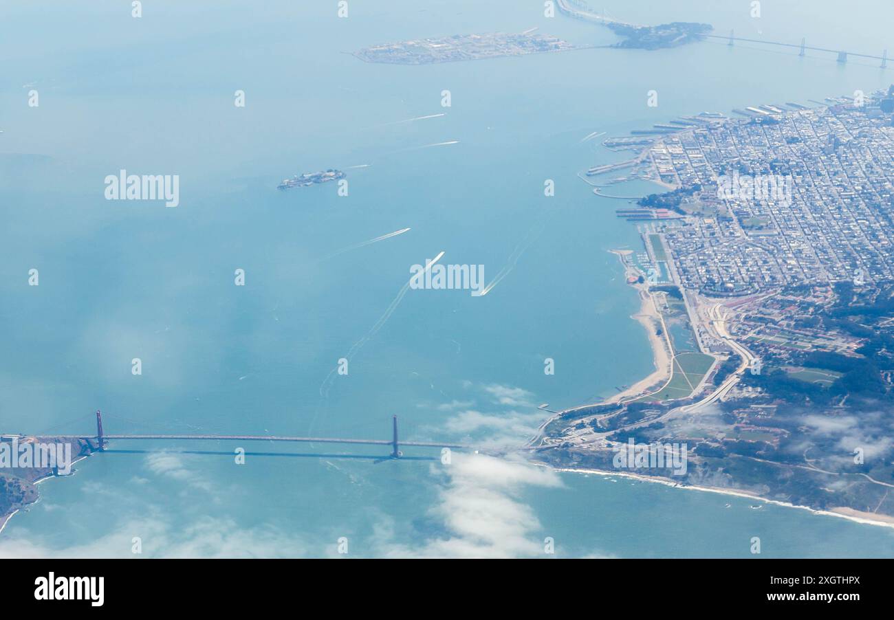 Aerial view of golden gate bridge hi-res stock photography and images ...