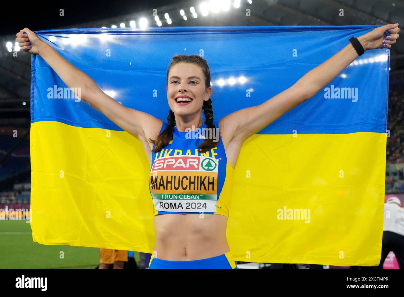 FILE - Yaroslava Mahuchikh, of Ukraine, smiles after winning the gold ...