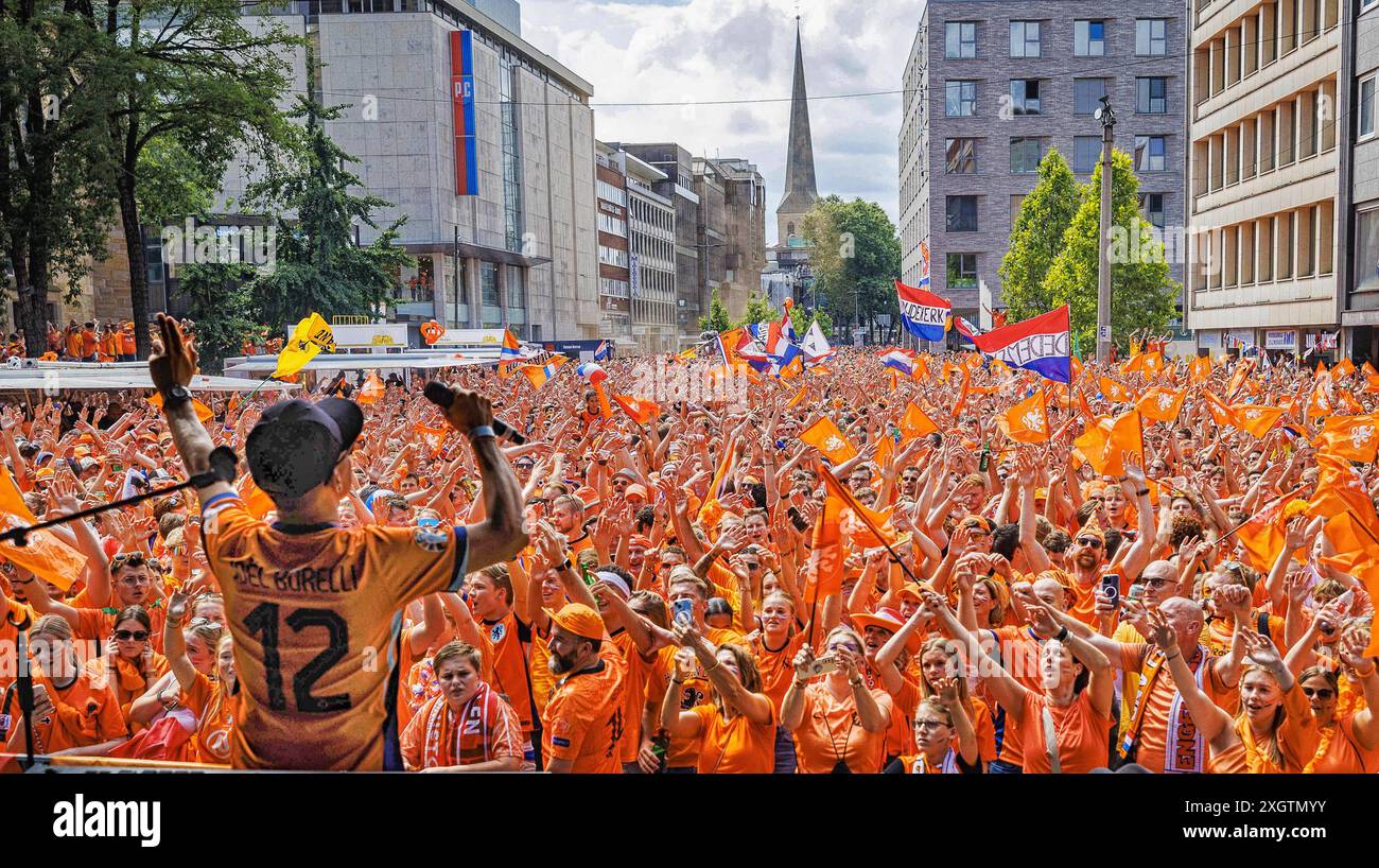 Dortmund, Germany. 10th July, 2024. DORTMUND, Dutch supporters in ...