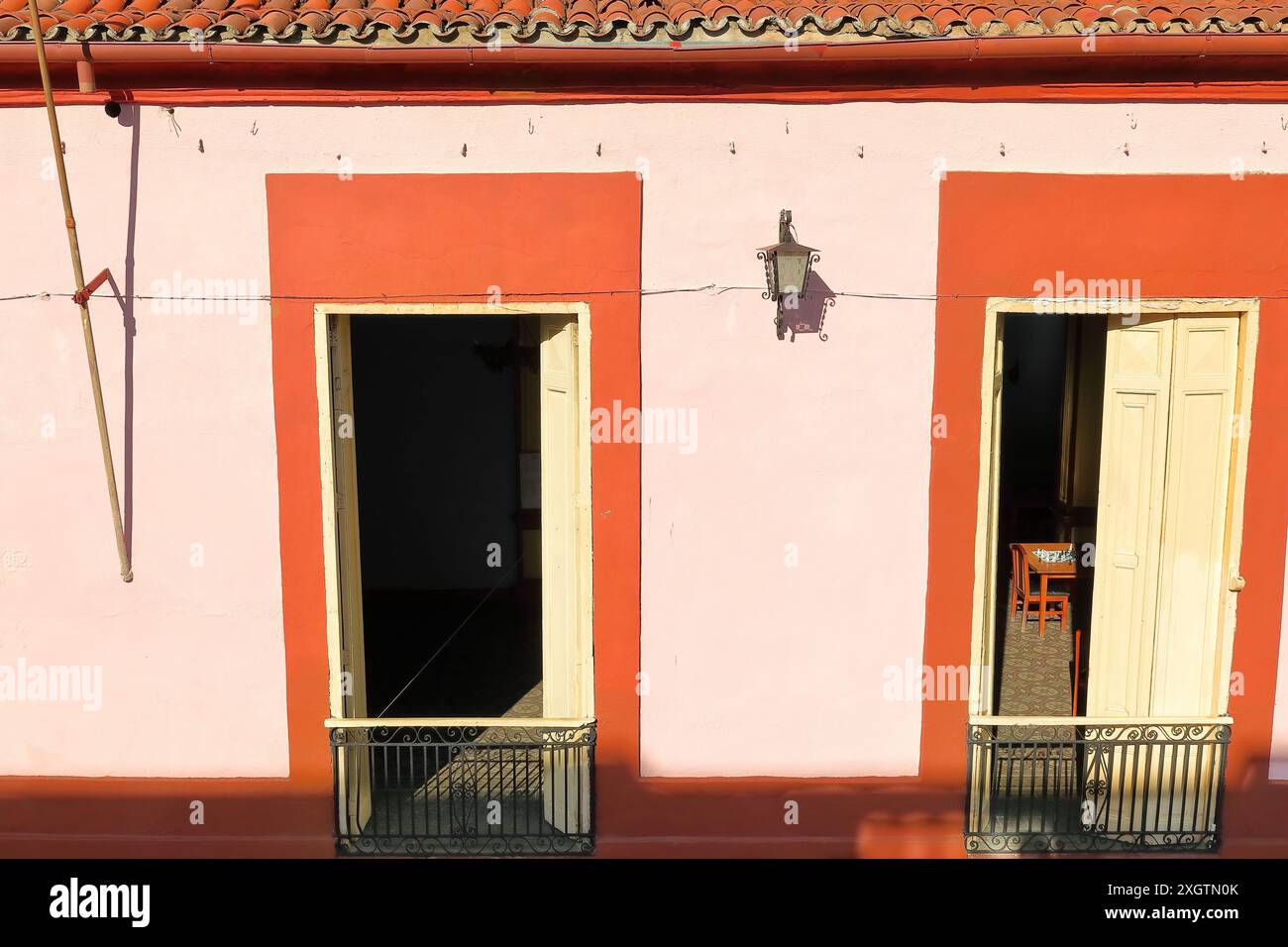 496 Pink - orange facade, 18th century colonial Casa Ajedrez-Chess ...