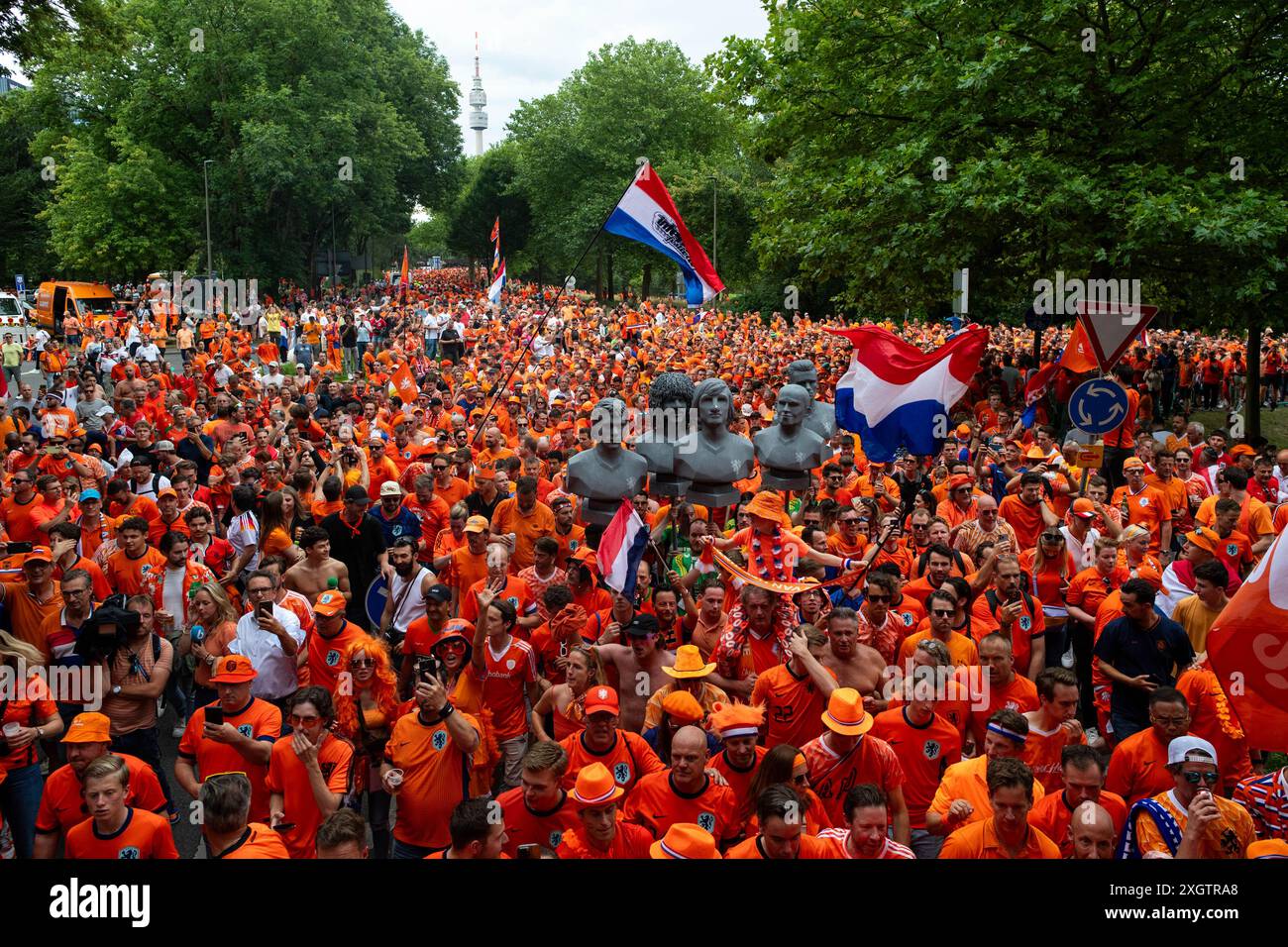 Netherlands fans bus hi-res stock photography and images - Alamy