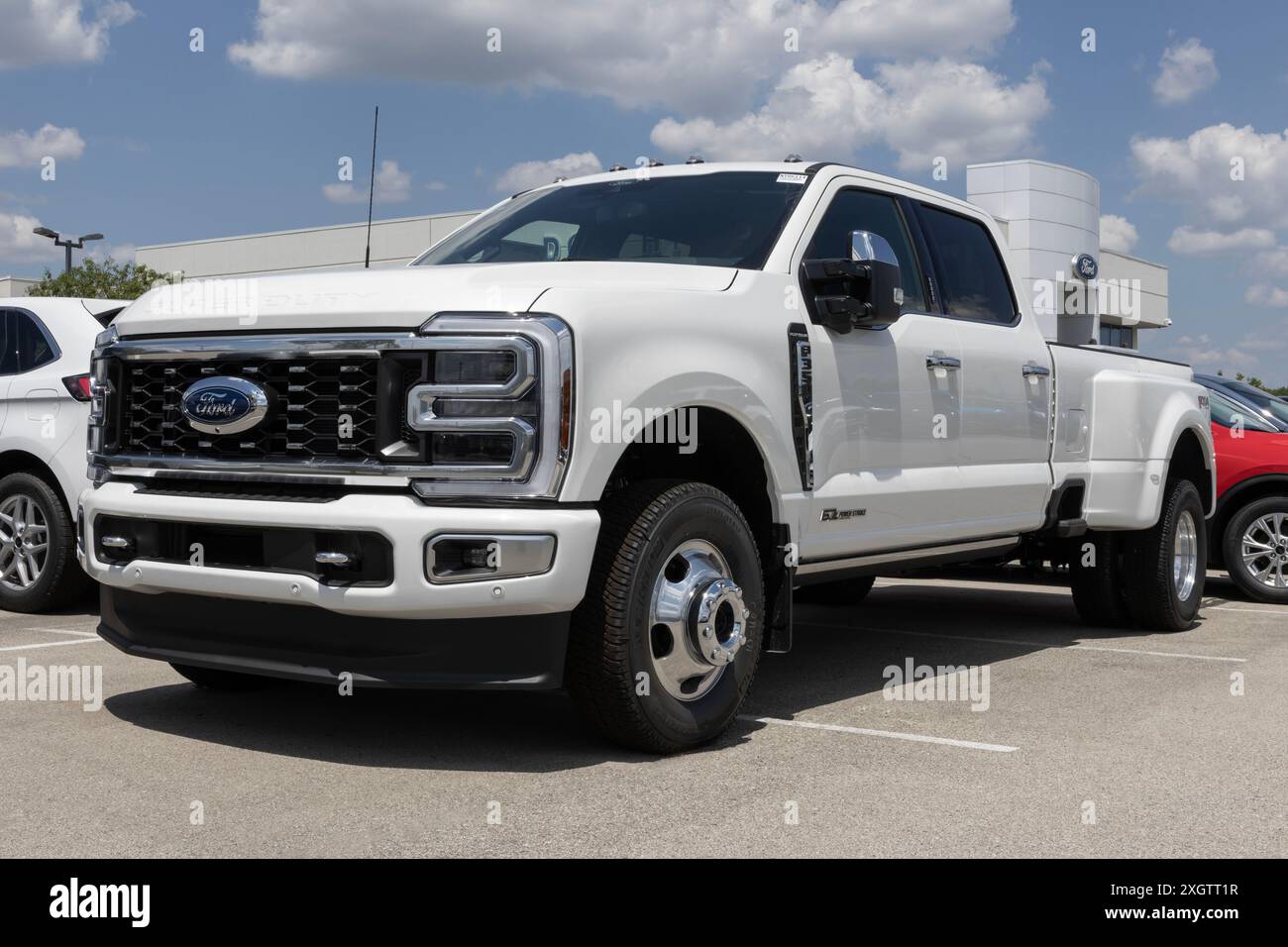 Fishers - July 7, 2024: Ford F-350 DRW 4X4 Crew Cab Super Duty display ...