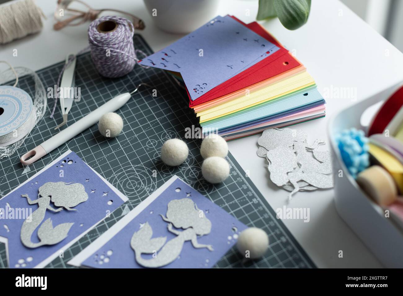 Crafting project setup scissors hi-res stock photography and images - Alamy