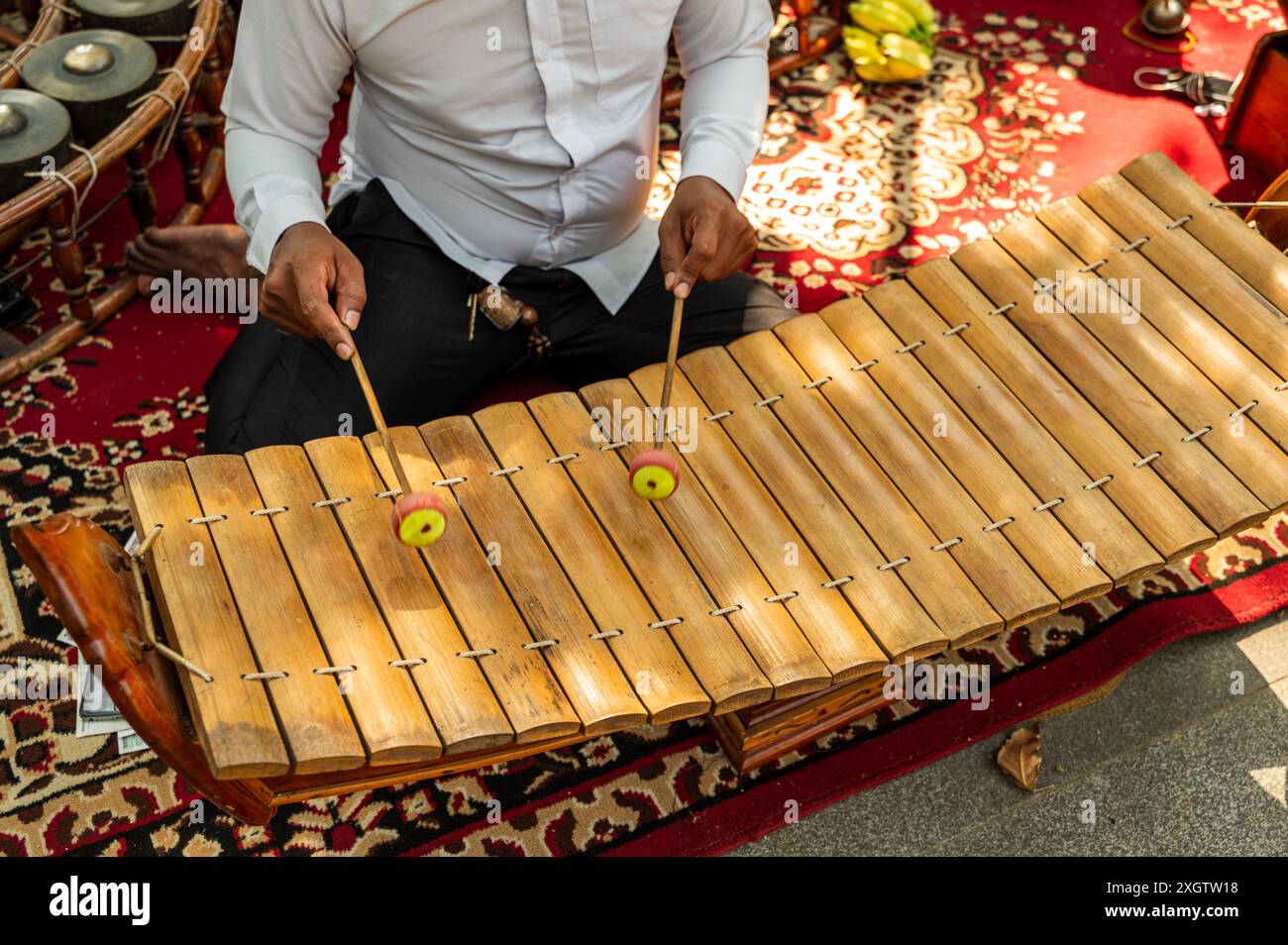 Traditional bamboo xylophone hi-res stock photography and images - Alamy