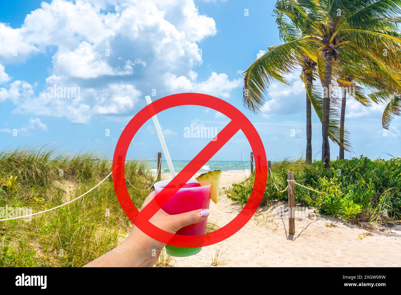 No alcohol sign crossed out hi-res stock photography and images - Alamy