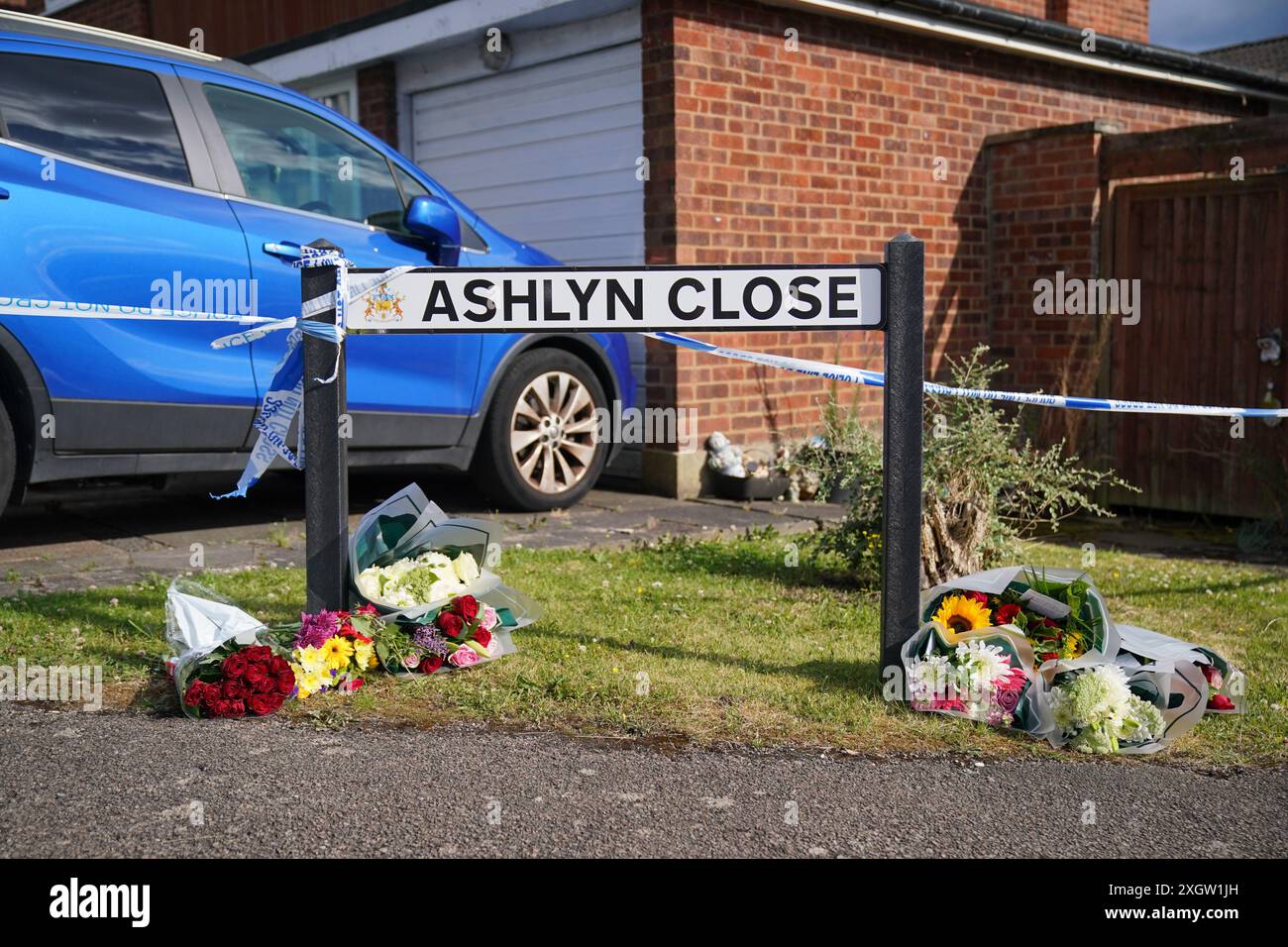 A view of the scene in Ashlyn Close, Bushey, Hertfordshire, where the ...