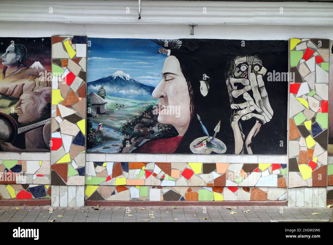 street art, Mercado Artesanal La Mariscal, La Mariscal Artisan Market ...