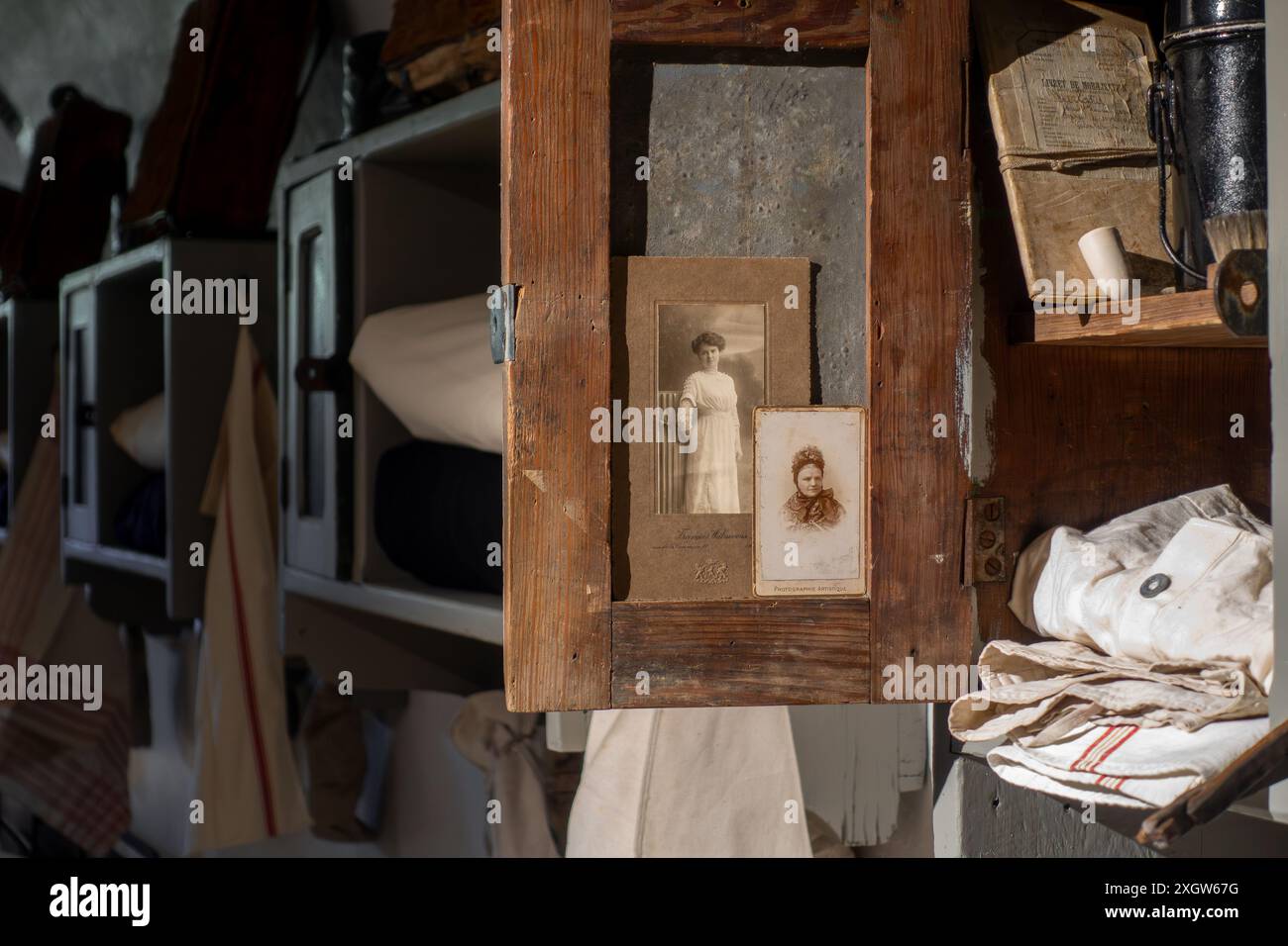 Personal belongings of soldiers hi-res stock photography and images - Alamy