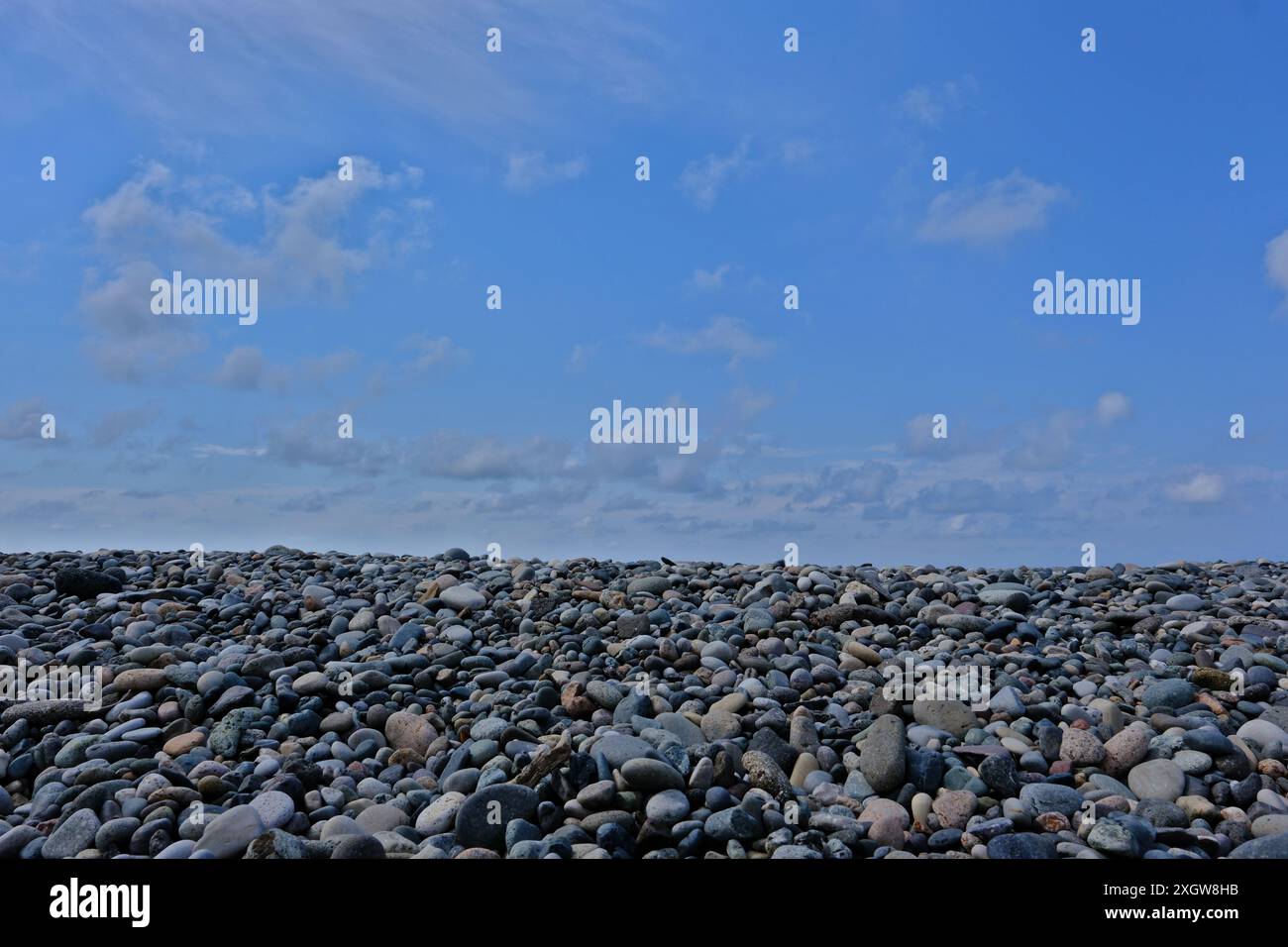 Pebble beach clouds hi-res stock photography and images - Alamy