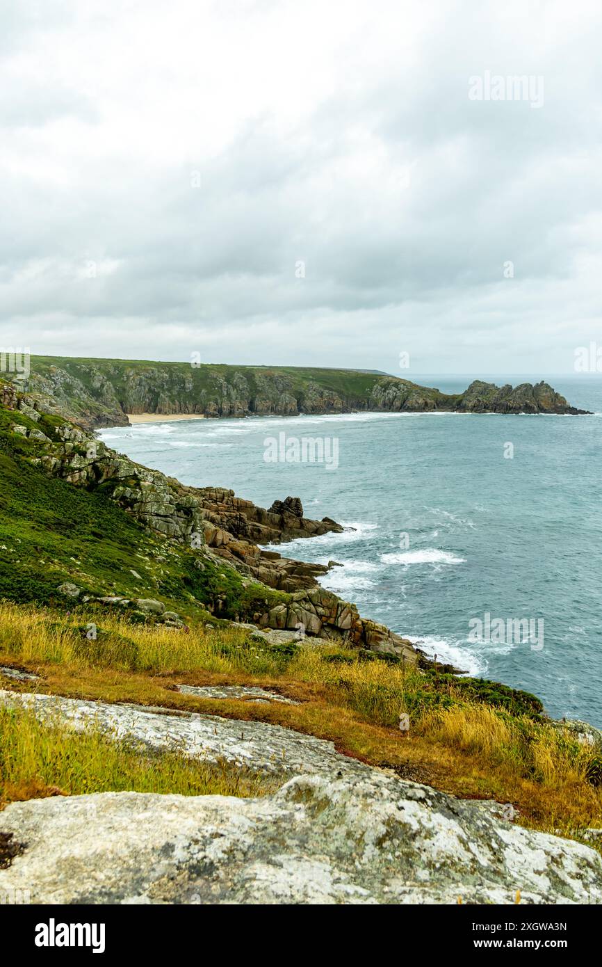 A short discovery tour on Porthcurno Beach to the beautiful Minack ...