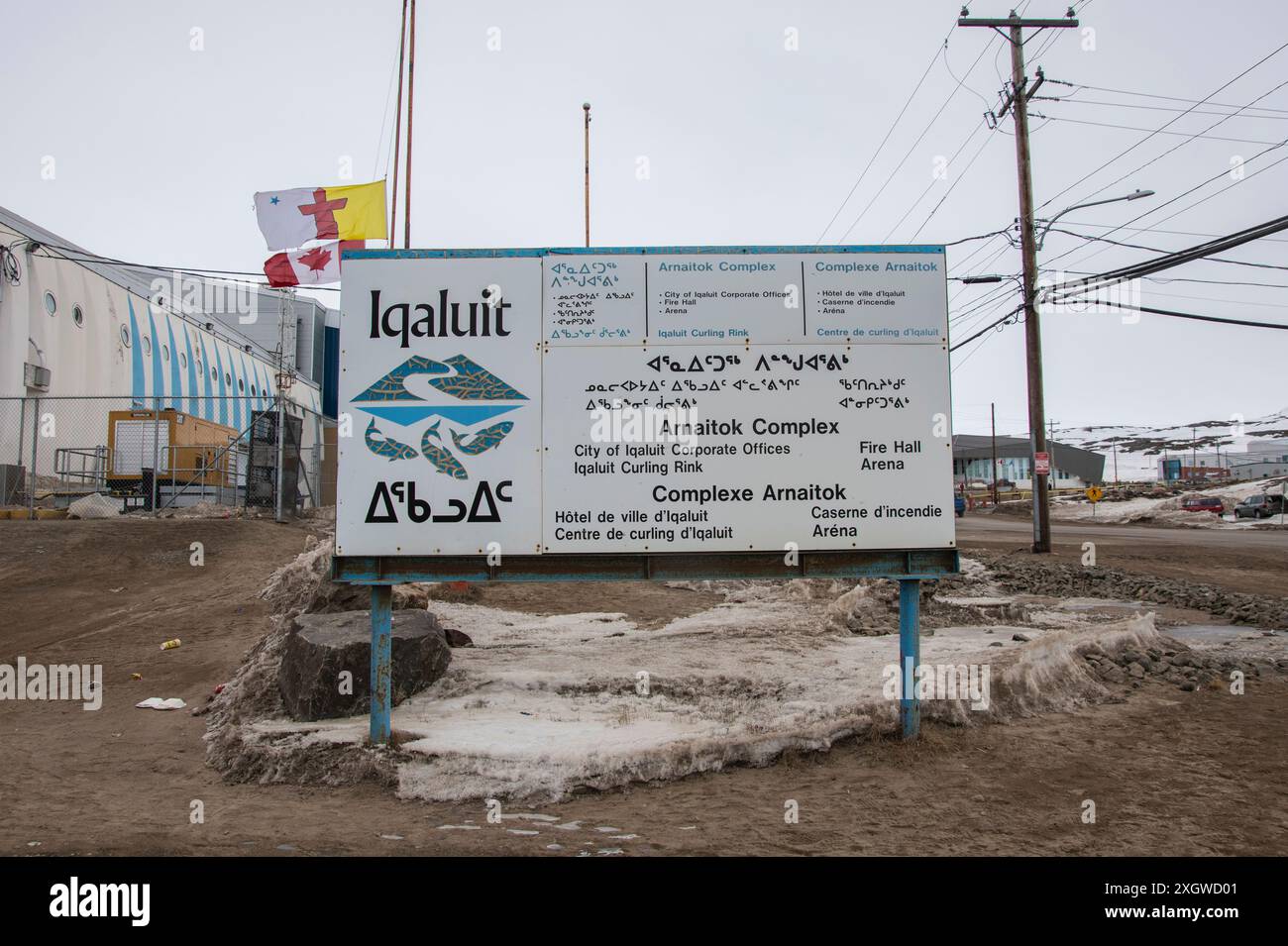 Multilingual Arnaitok Complex sign in English, French and Inuktitut on ...
