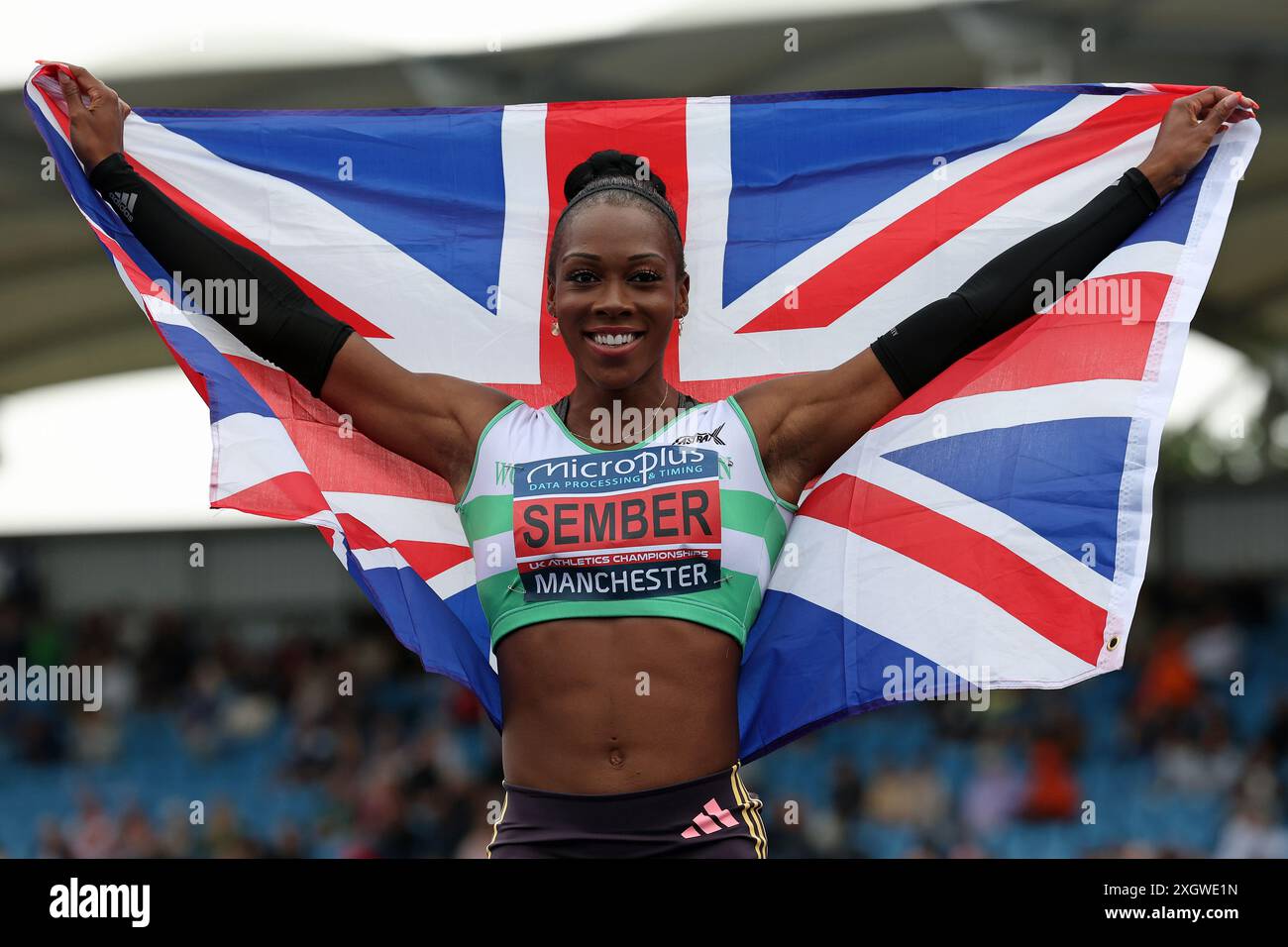 Cindy SEMBER of Woodford Green & Essex Ladies celebrating with the ...