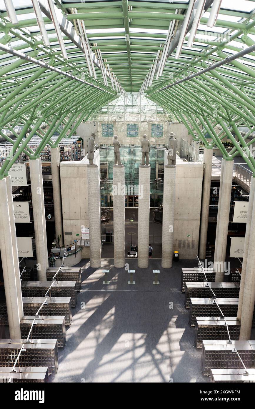 Warsaw university library rooftop hi-res stock photography and images ...