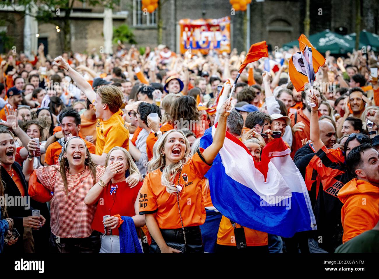 AMSTERDAM - Dutch fans during the semi-final in the Westergasfabriek at ...