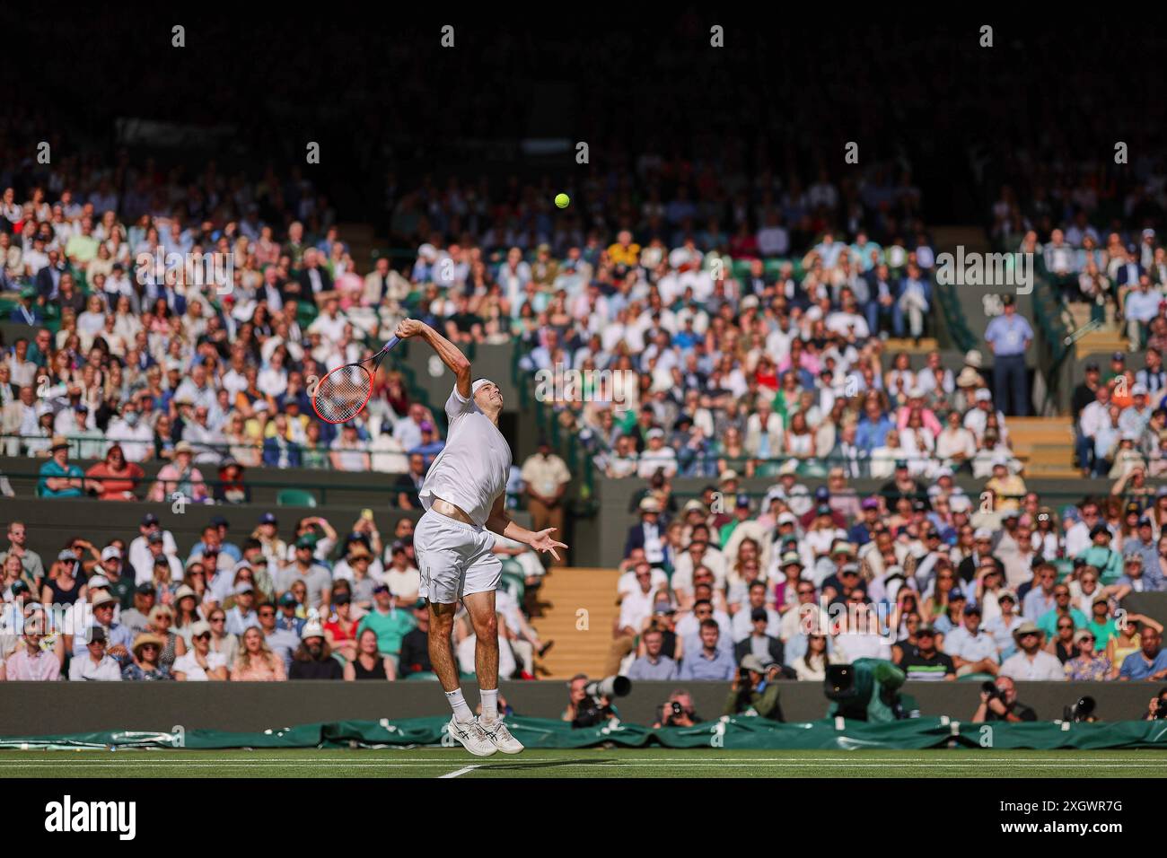 Taylor fritz 2024 serve hi-res stock photography and images - Alamy