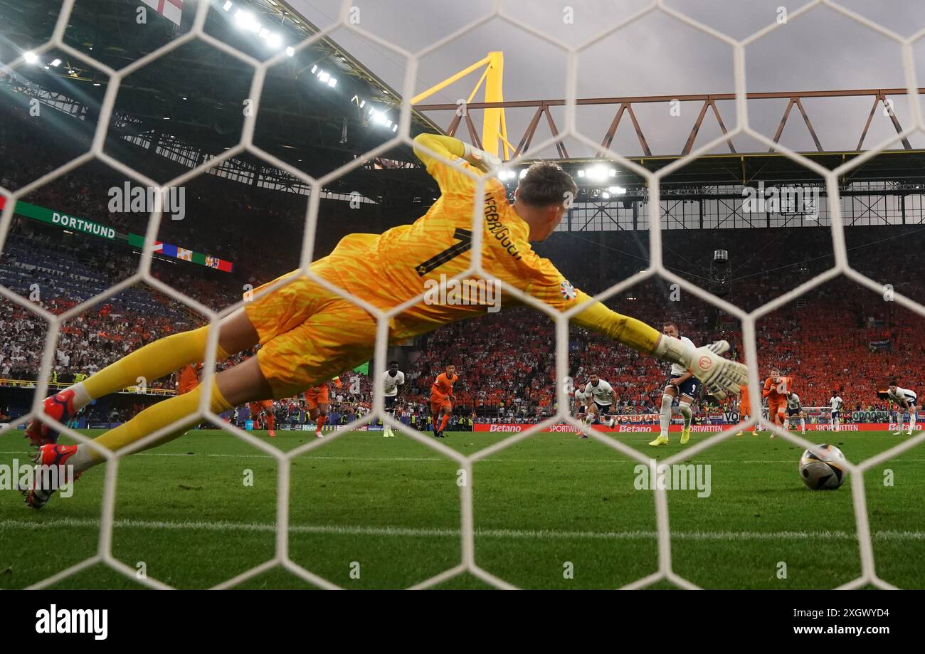 England's Harry Kane scores their side's first goal of the game from ...