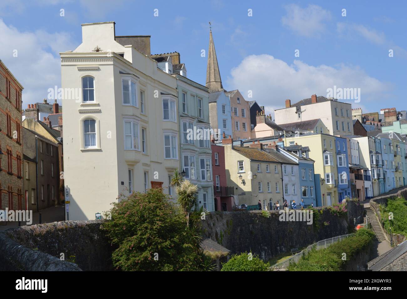 Colourful houses of Tenby seen from the harbour and Pier Hill. Tenby ...