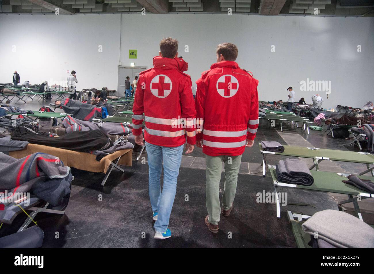 an emergency shelter or emergency sleeping place, refuge for people ...