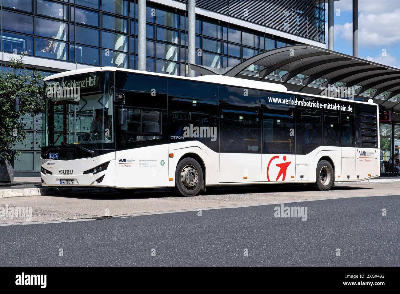 Transdev Isuzu Citiport 12 bus at Koblenz main station Stock Photo - Alamy