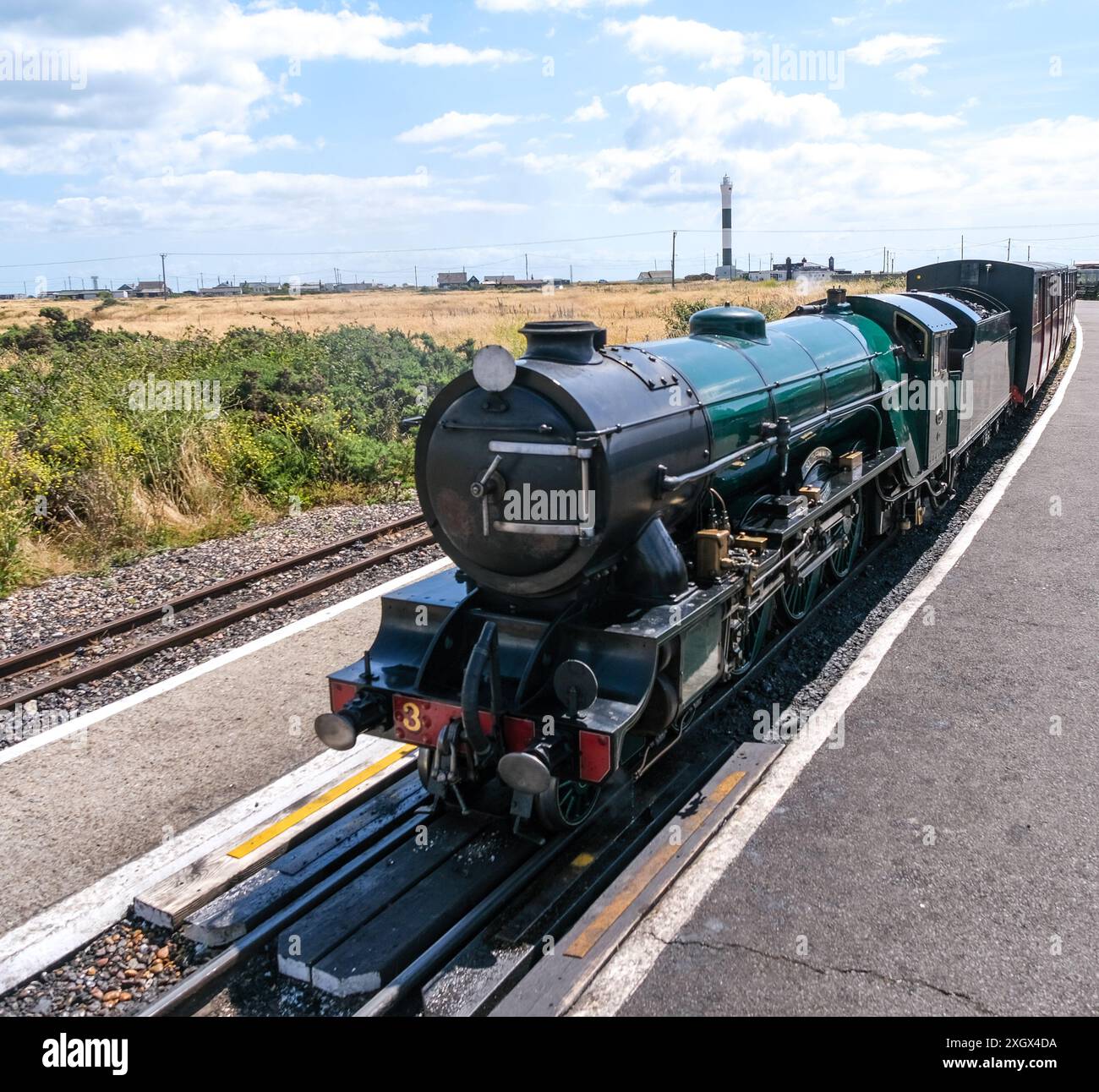 Steam train at Dungeness station on the Romney, Hythe & Dymchurch ...