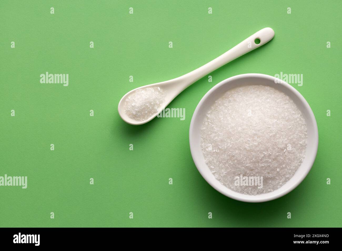 Magnesium chloride in spoon and bowl - chemical component Stock Photo ...