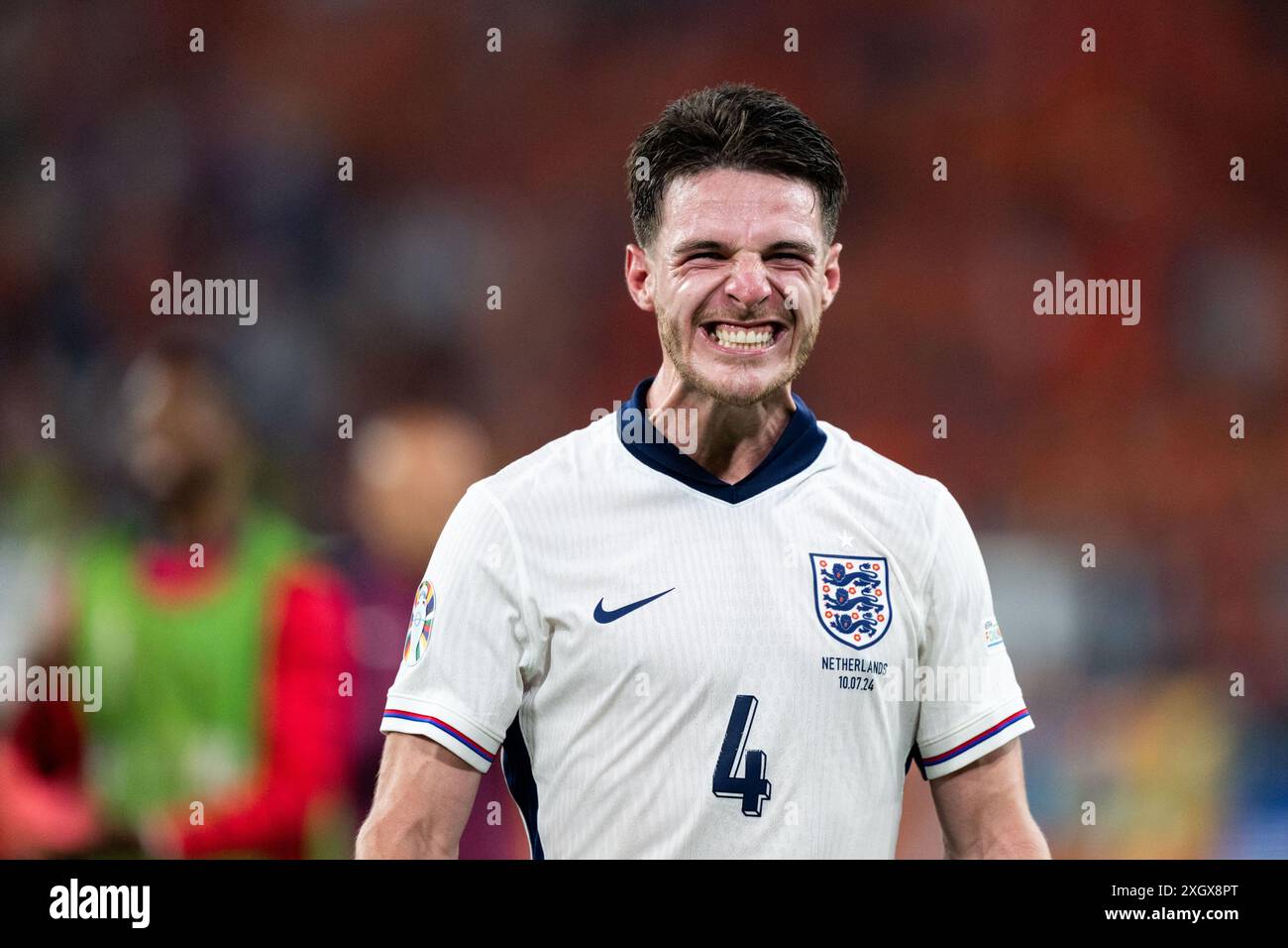 Declan Rice (England, #04) jubelt ueber den Sieg und den Einzug in das ...